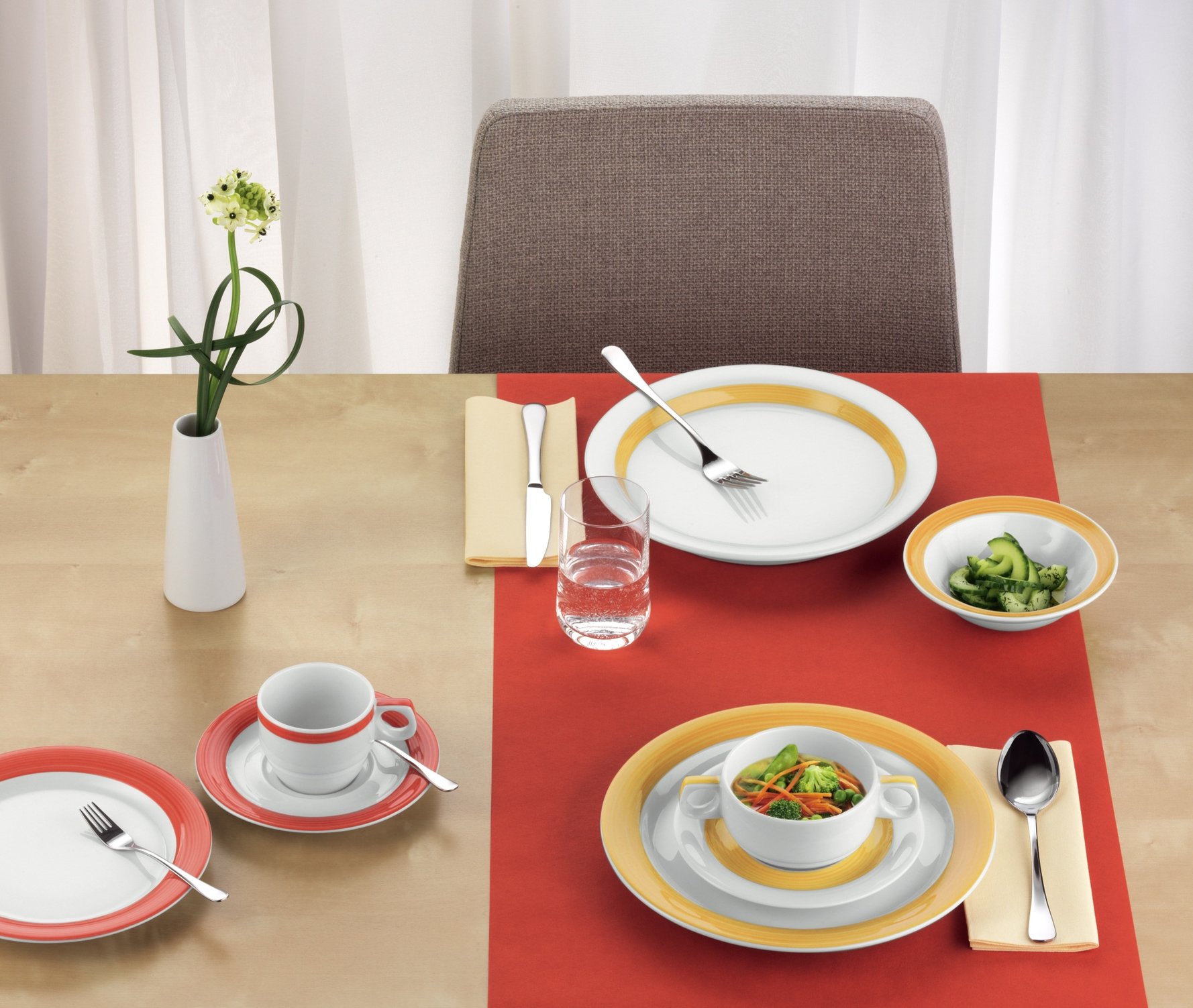 How Dinnerware Can Help Patients Dine with Dignity